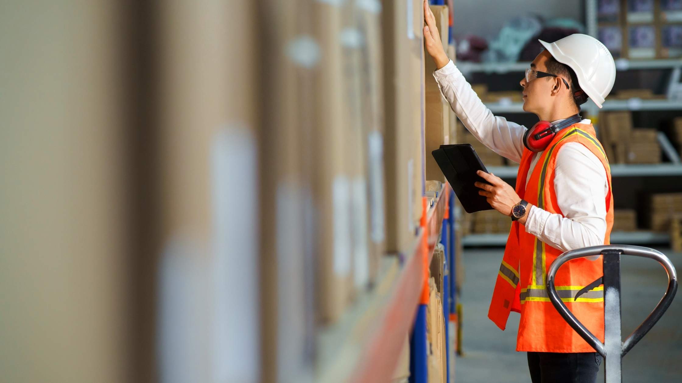 Warehouse Quality Control: Key Challenges and Solutions