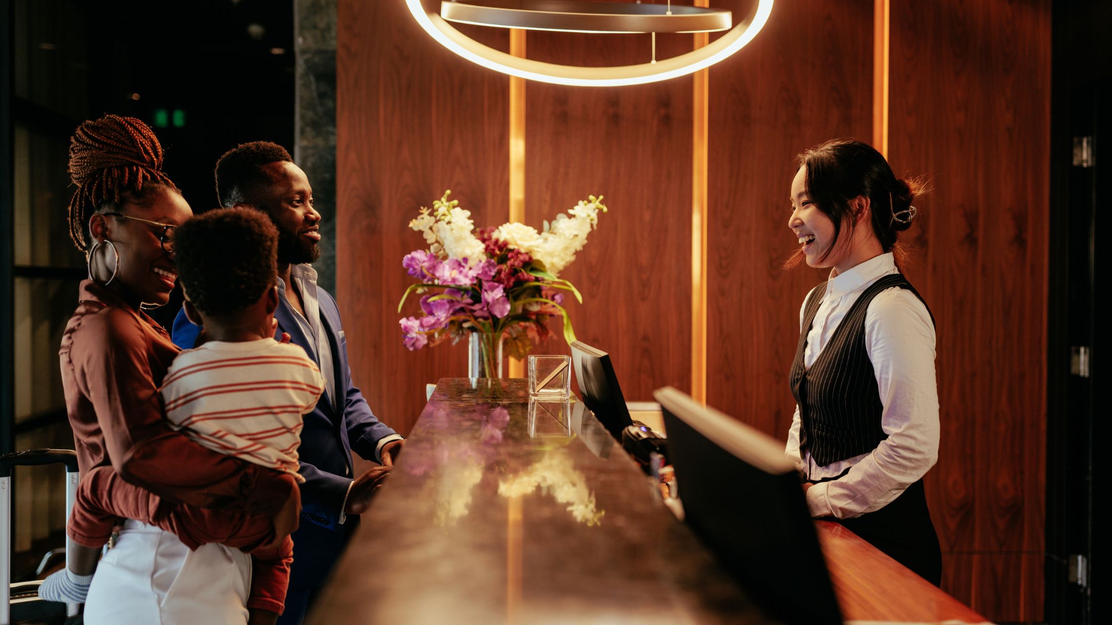 Hotel Front Office SOPs: Key to Exceptional Guest Service