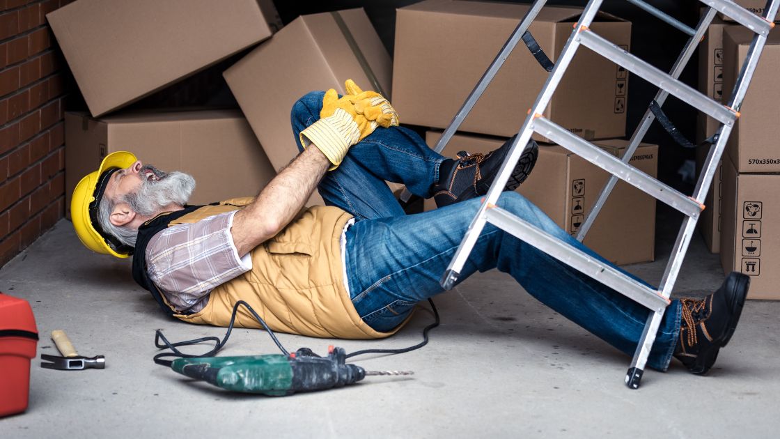 How to Create EHS Reports (+ Free Templates & PDF Sample)